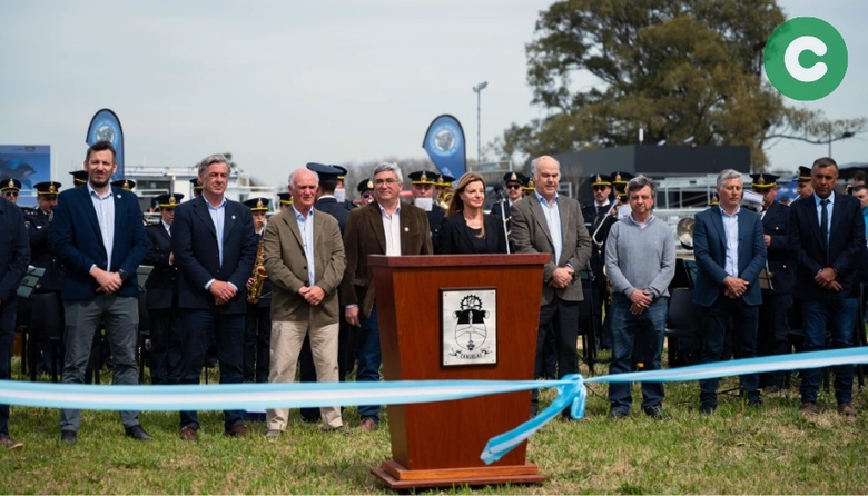 Se inauguró el Centro de Remates y Exposiciones Angus en el Polo ...